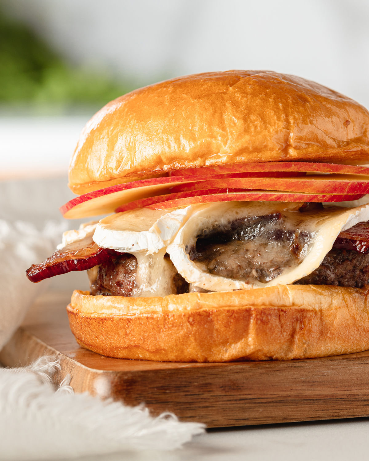 Apple, Bacon, and Brie Burger